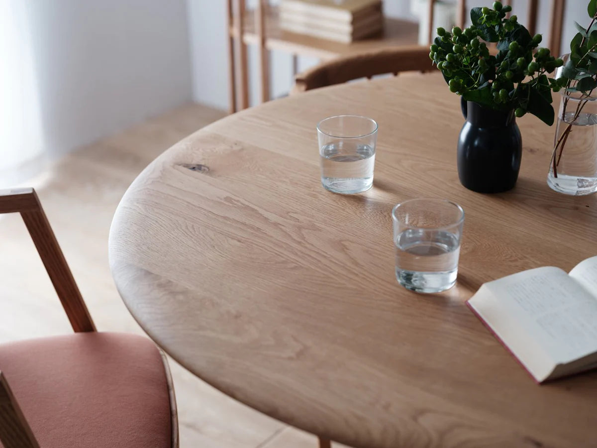 ASTA Round Dining Table | Oak Wood – atomi pte ltd