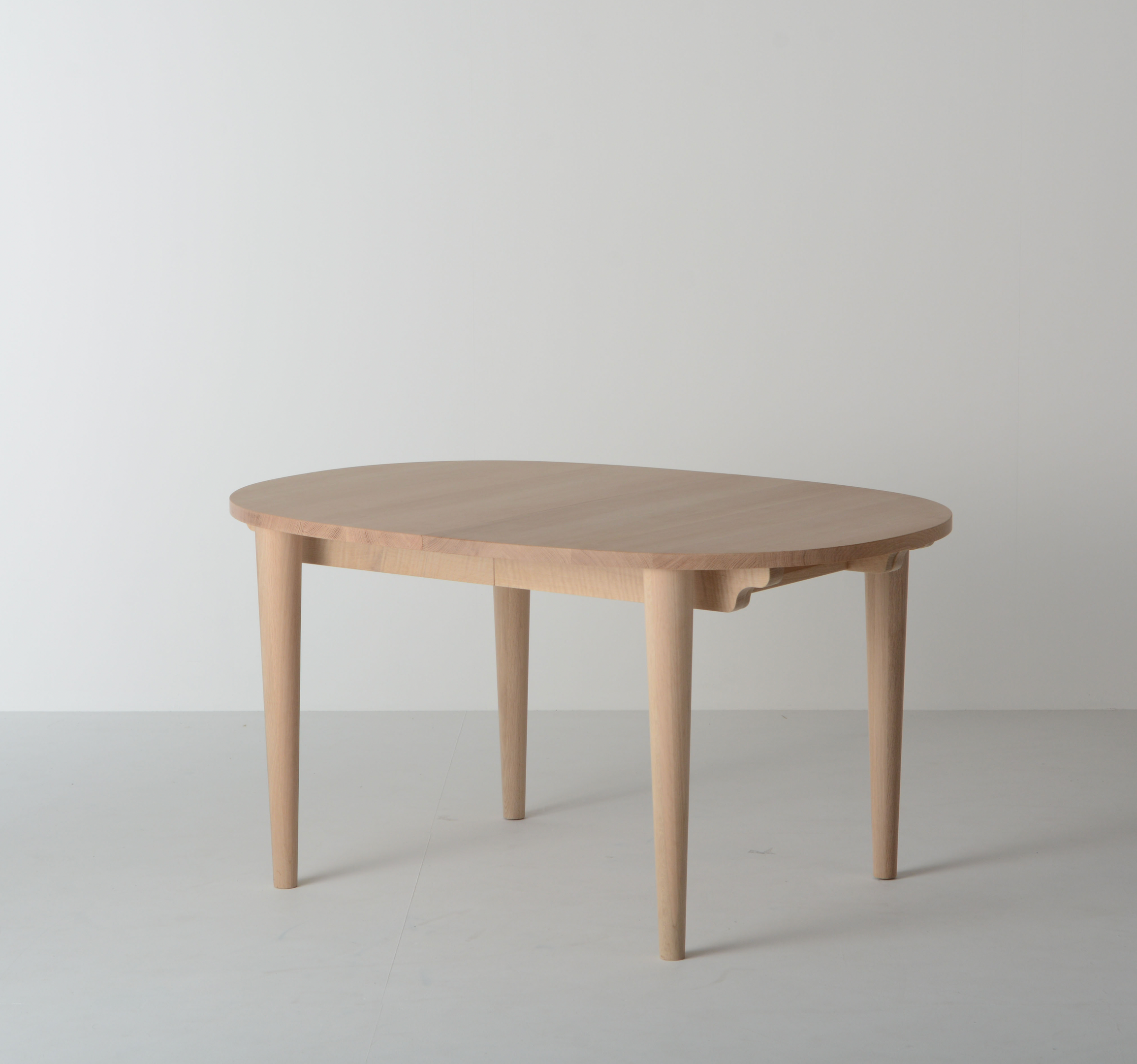 GEPPO Extension Table 1800 – atomi pte ltd