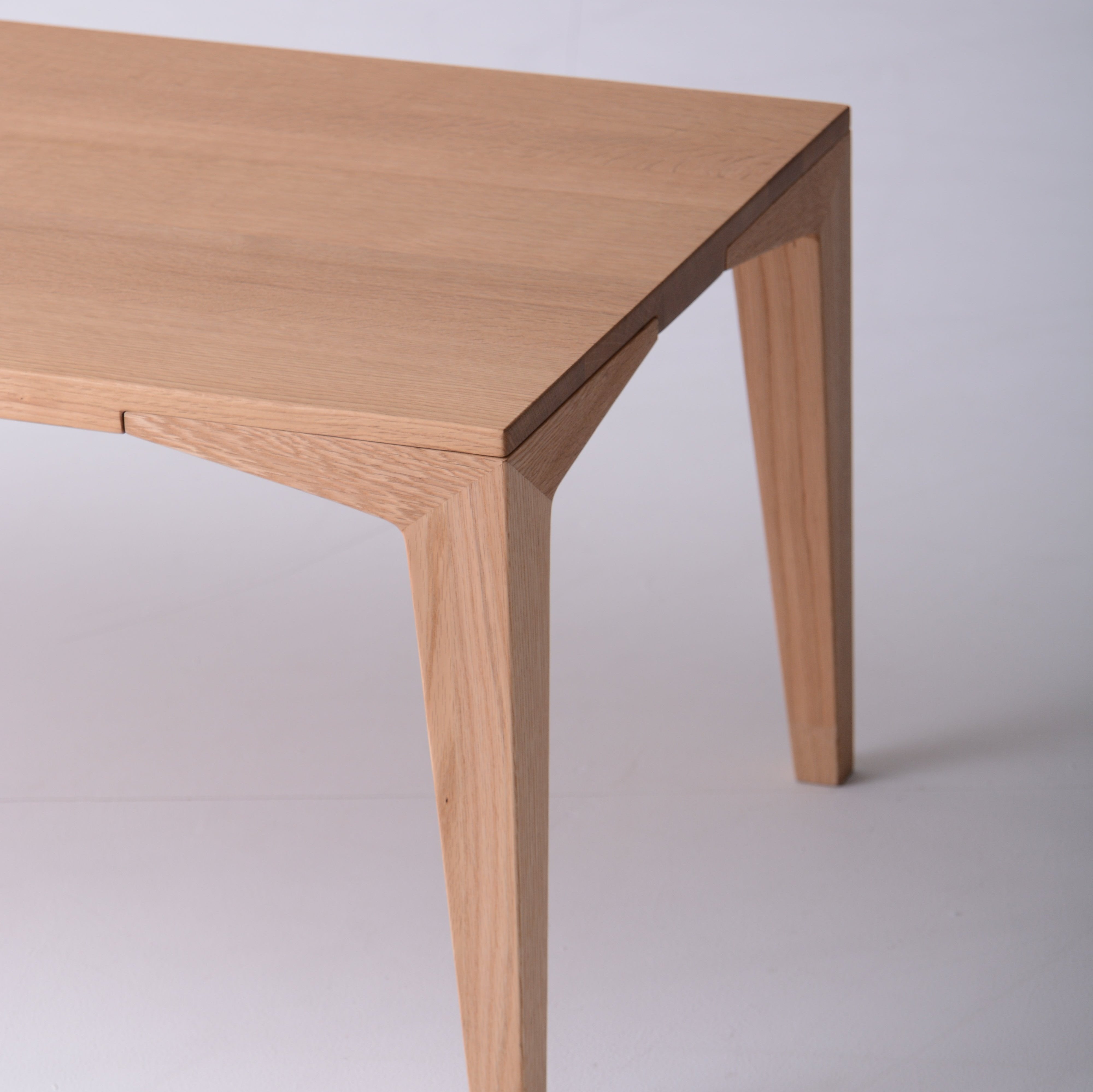 FORMS J-Type Table | Oak – atomi pte ltd